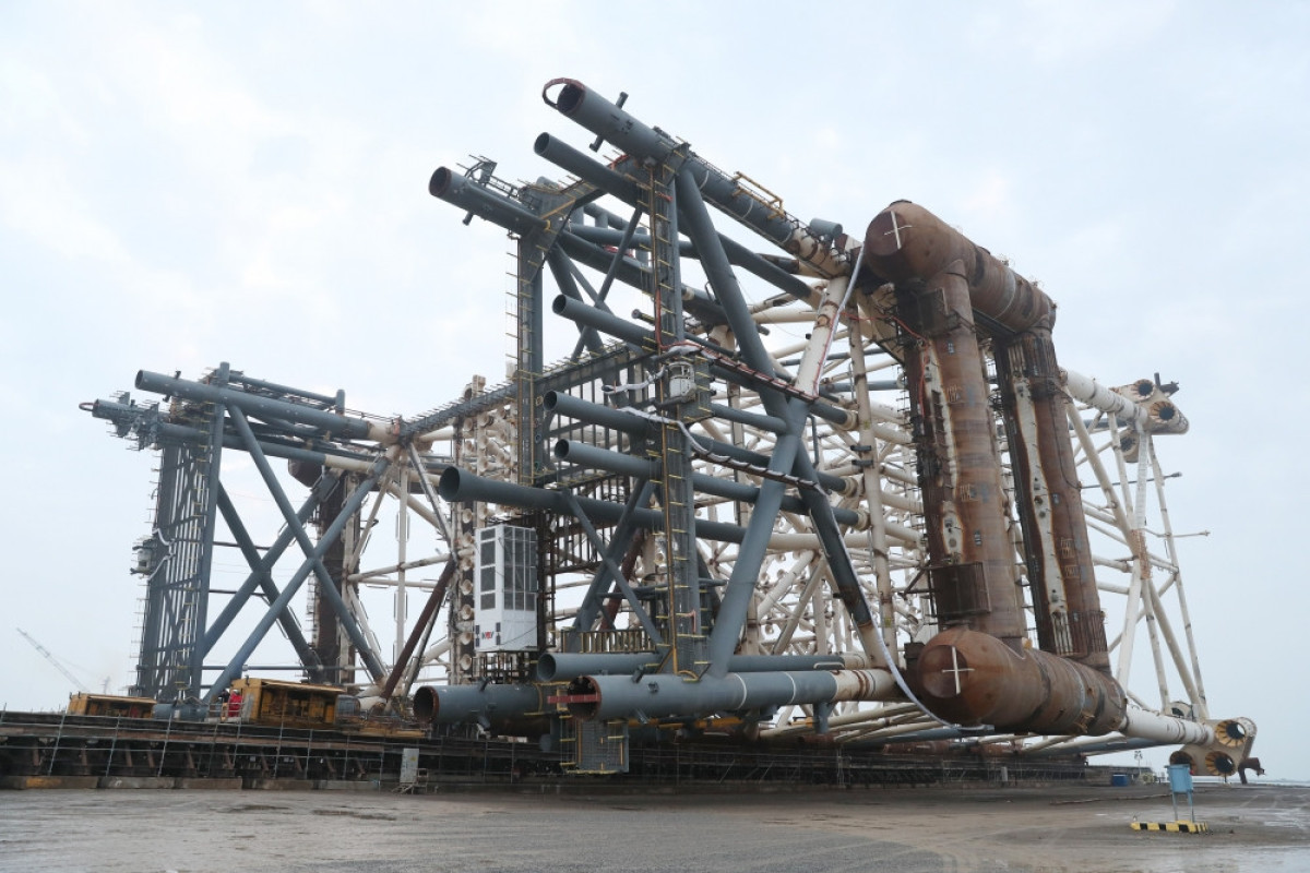 President Ilham Aliyev attended Azeri Central East jacket sail-away ...