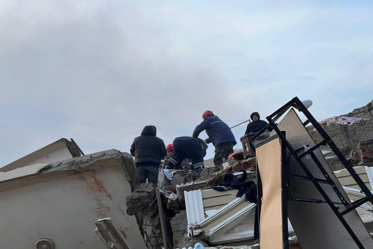 More than 8,000 people rescued under rubble after earthquake in Turkiye